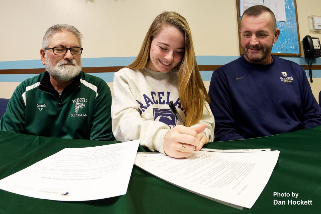 WB’s Makenna Davis signs to play softball with Graceland University ...