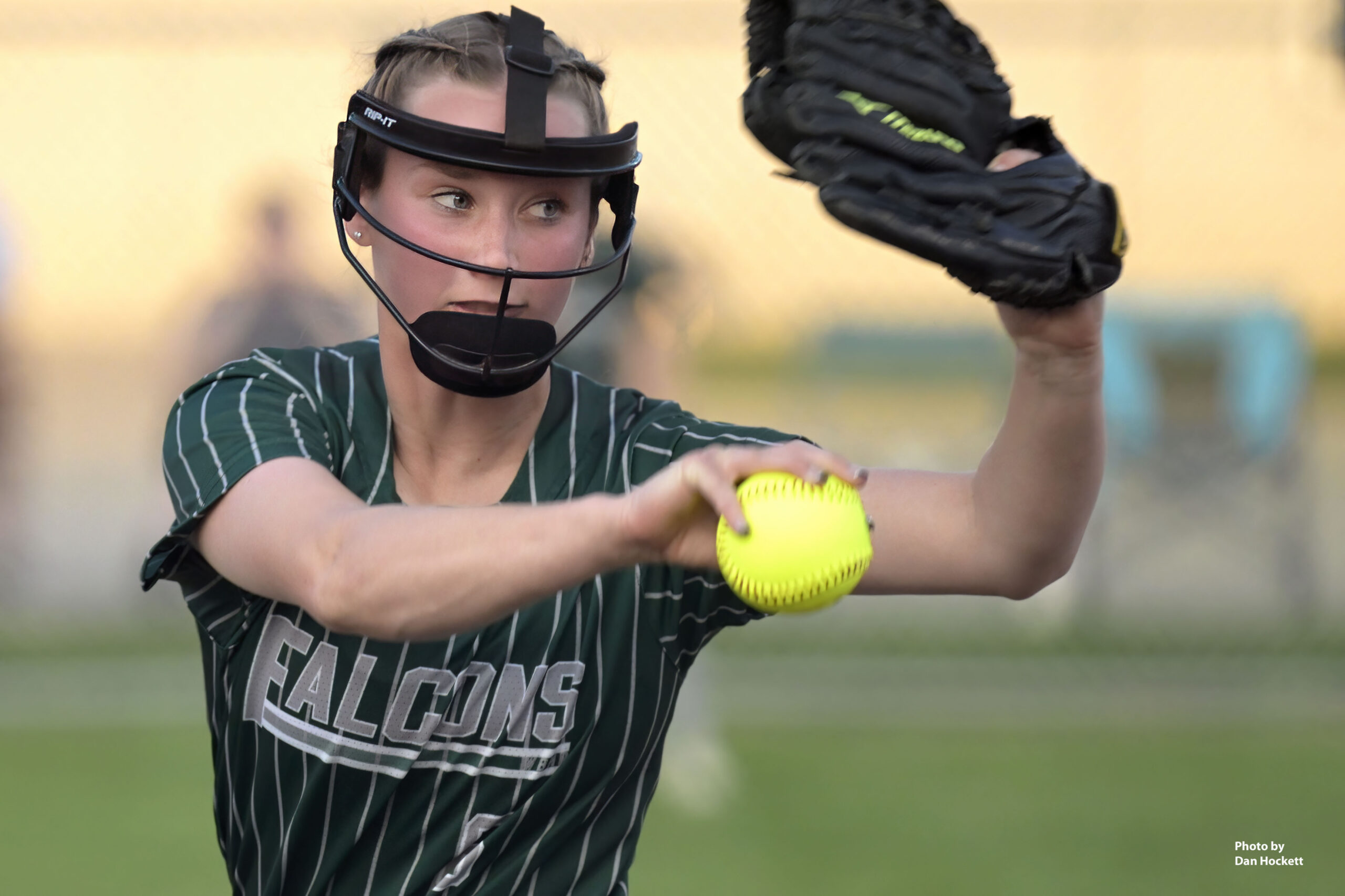 Falcons over Holy Trinity, 19-9 – West Burlington, Iowa