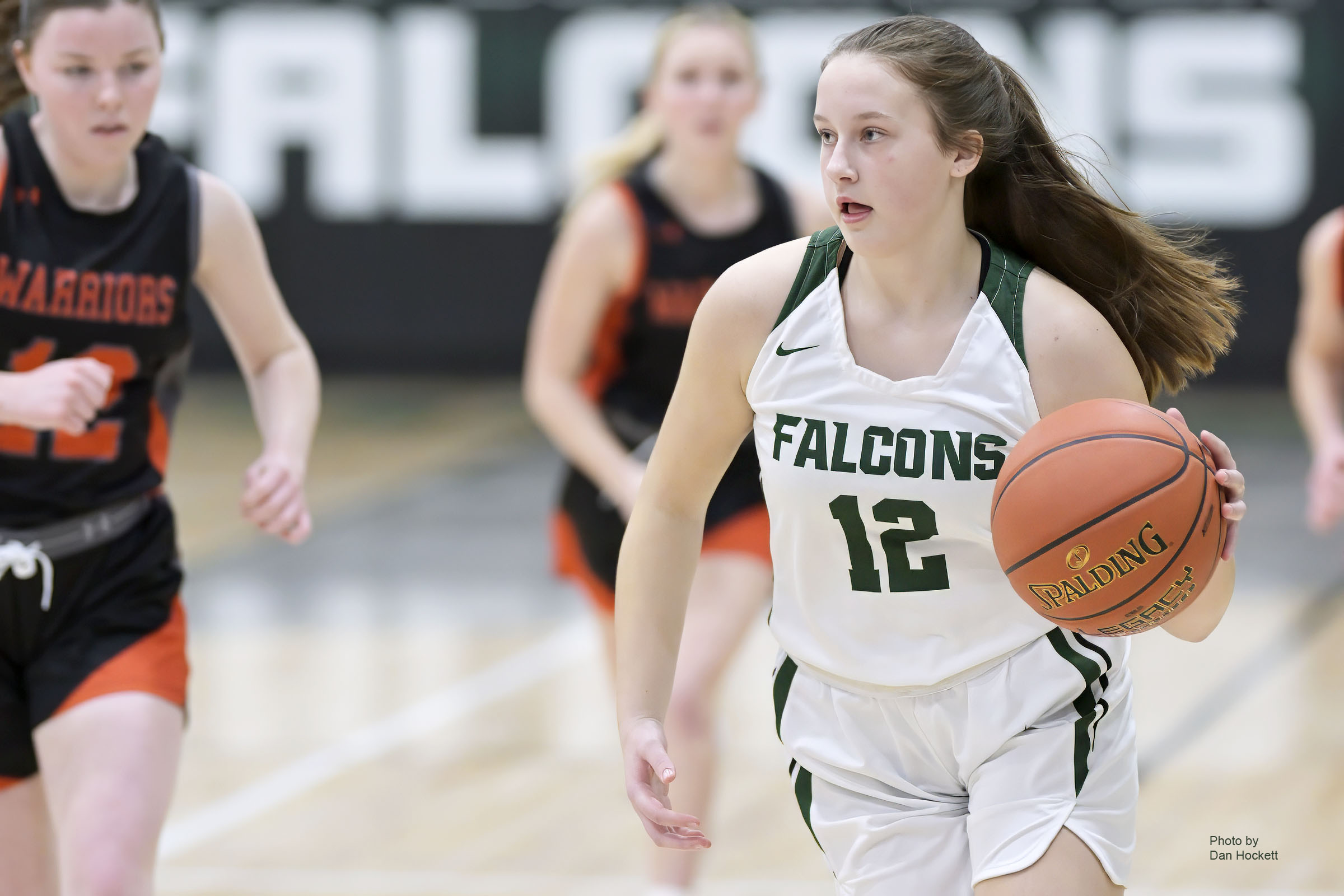 Warriors down Falcons, 37-33 – West Burlington, Iowa
