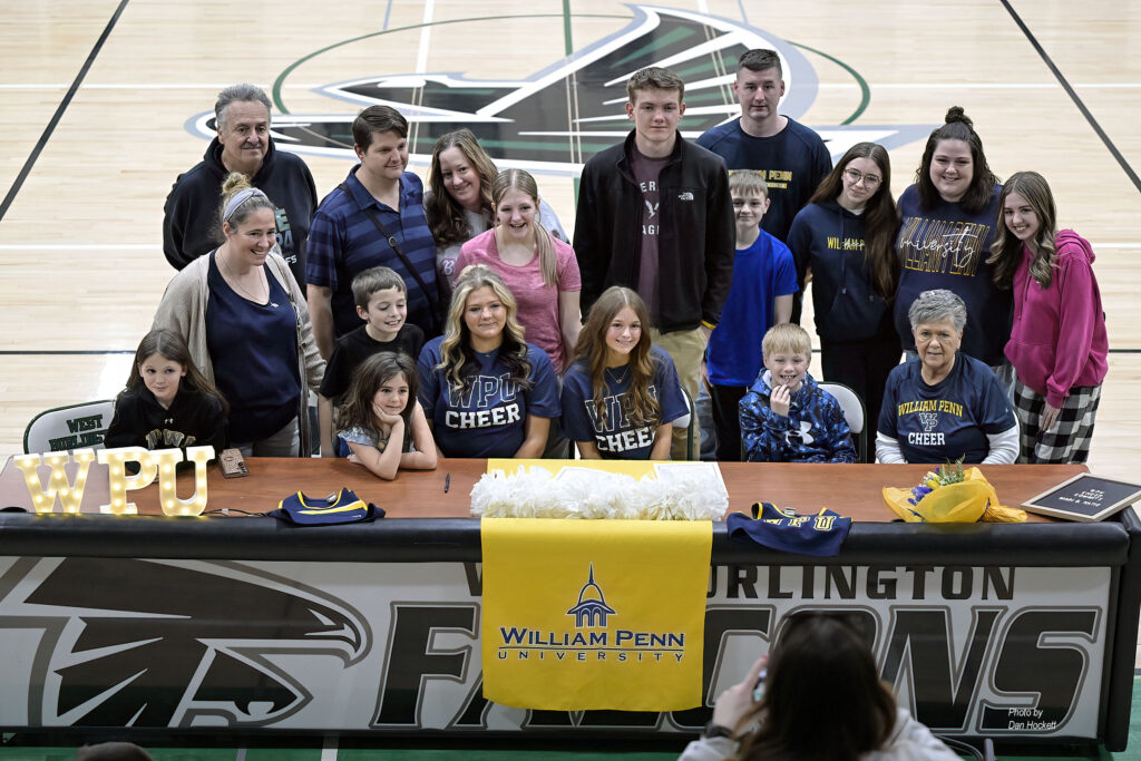 Newberry and Hay sign with William Penn – West Burlington, Iowa